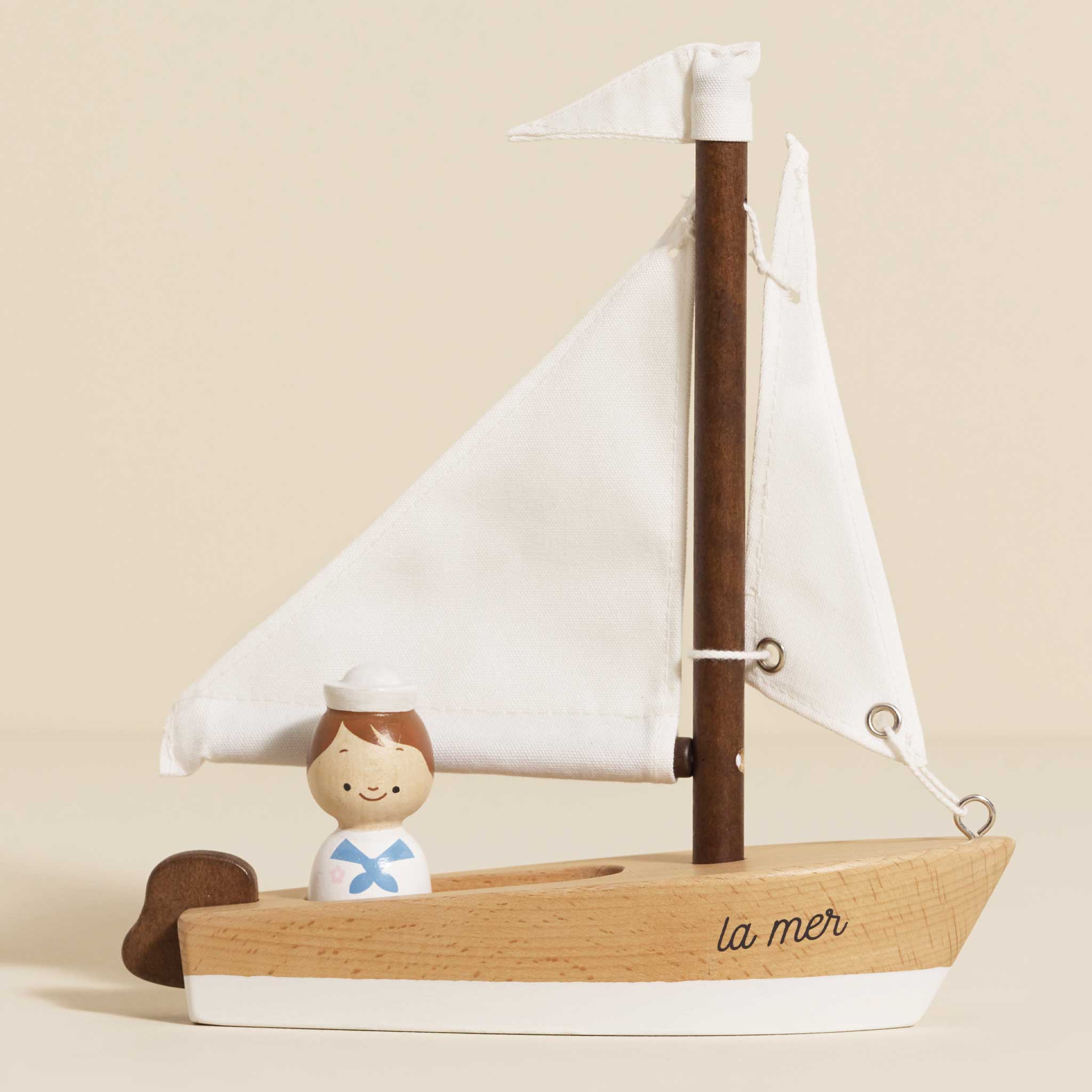 Wooden Sailing Boat & Captain – Birdie's